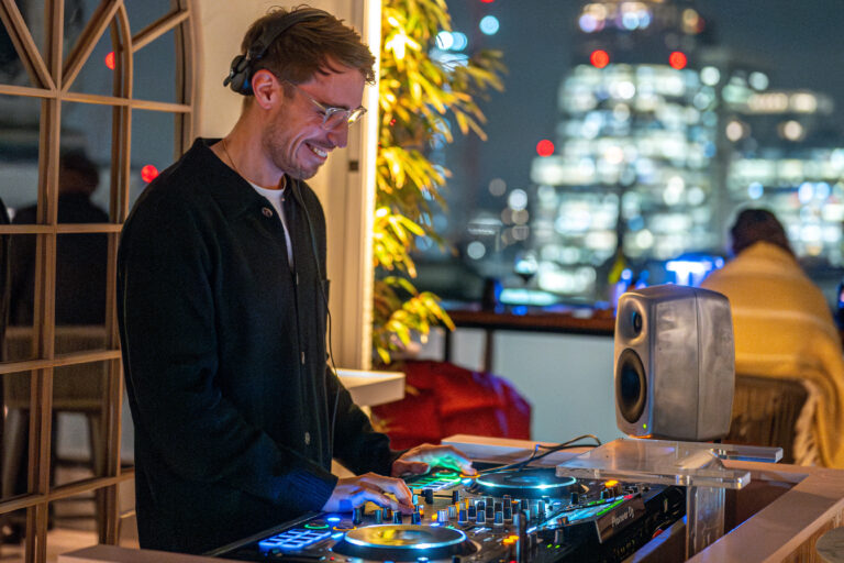 Wagtail | Rooftop Restaurant, Bar & Terrace | ETM Collection