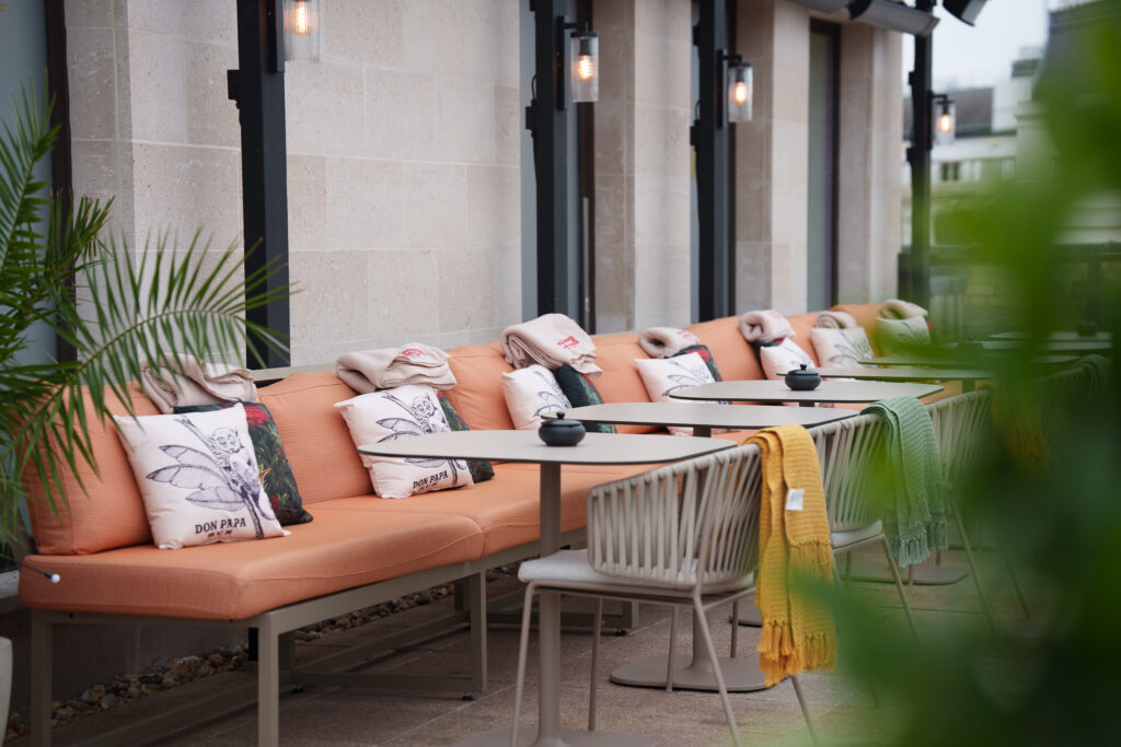 Kitty Hawk | Rooftop Restaurant & Terrace | ETM Collection