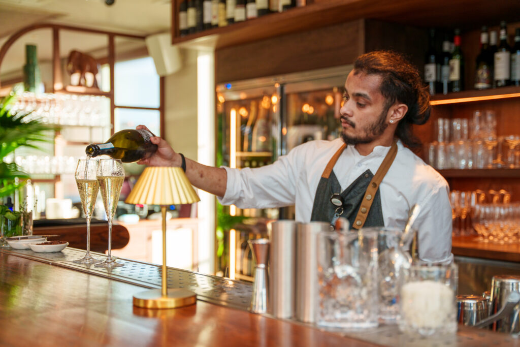 Kitty Hawk | Rooftop Restaurant & Terrace | ETM Collection