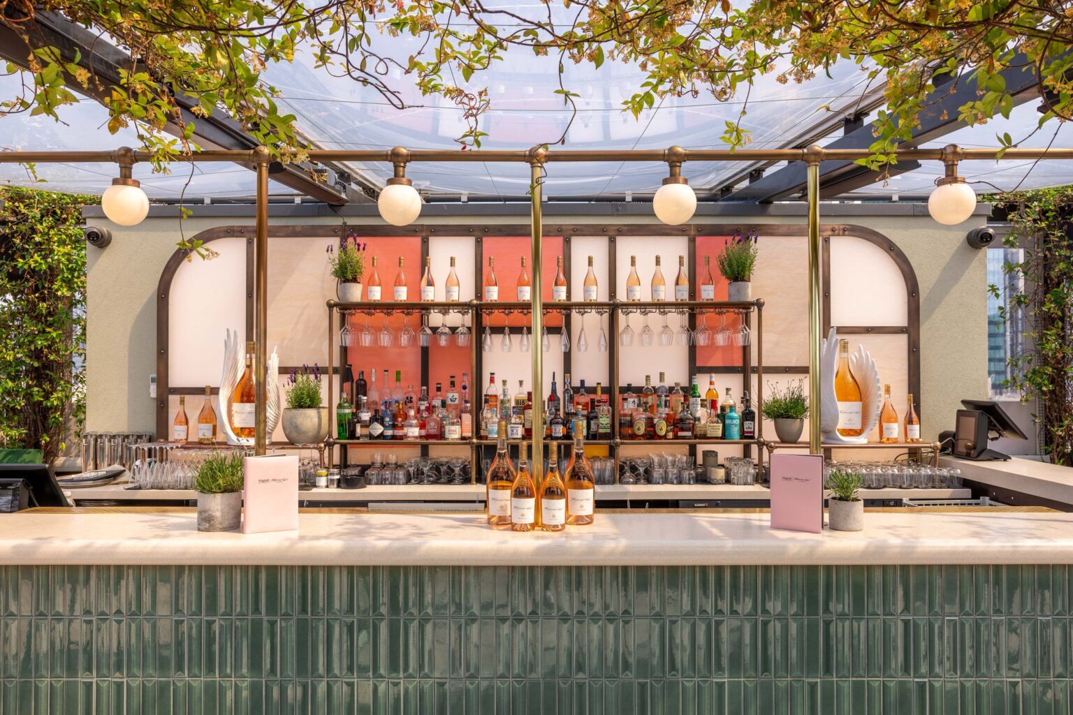 Home - ETM Collection