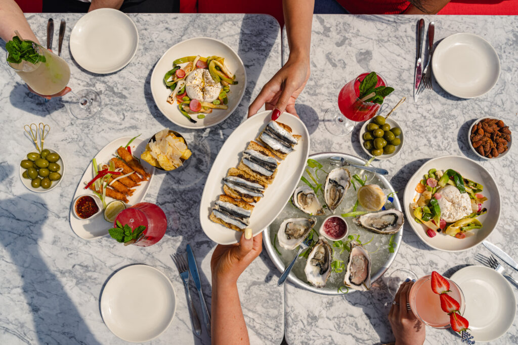 Kitty Hawk | Rooftop Restaurant & Terrace | ETM Collection