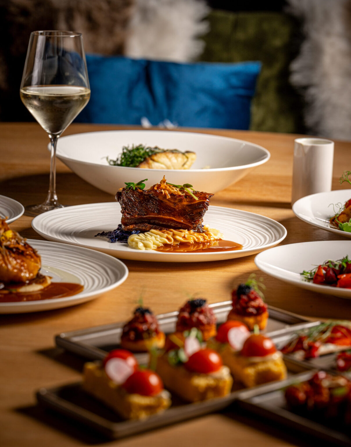 Christmas - Wagtail - ETM Collection